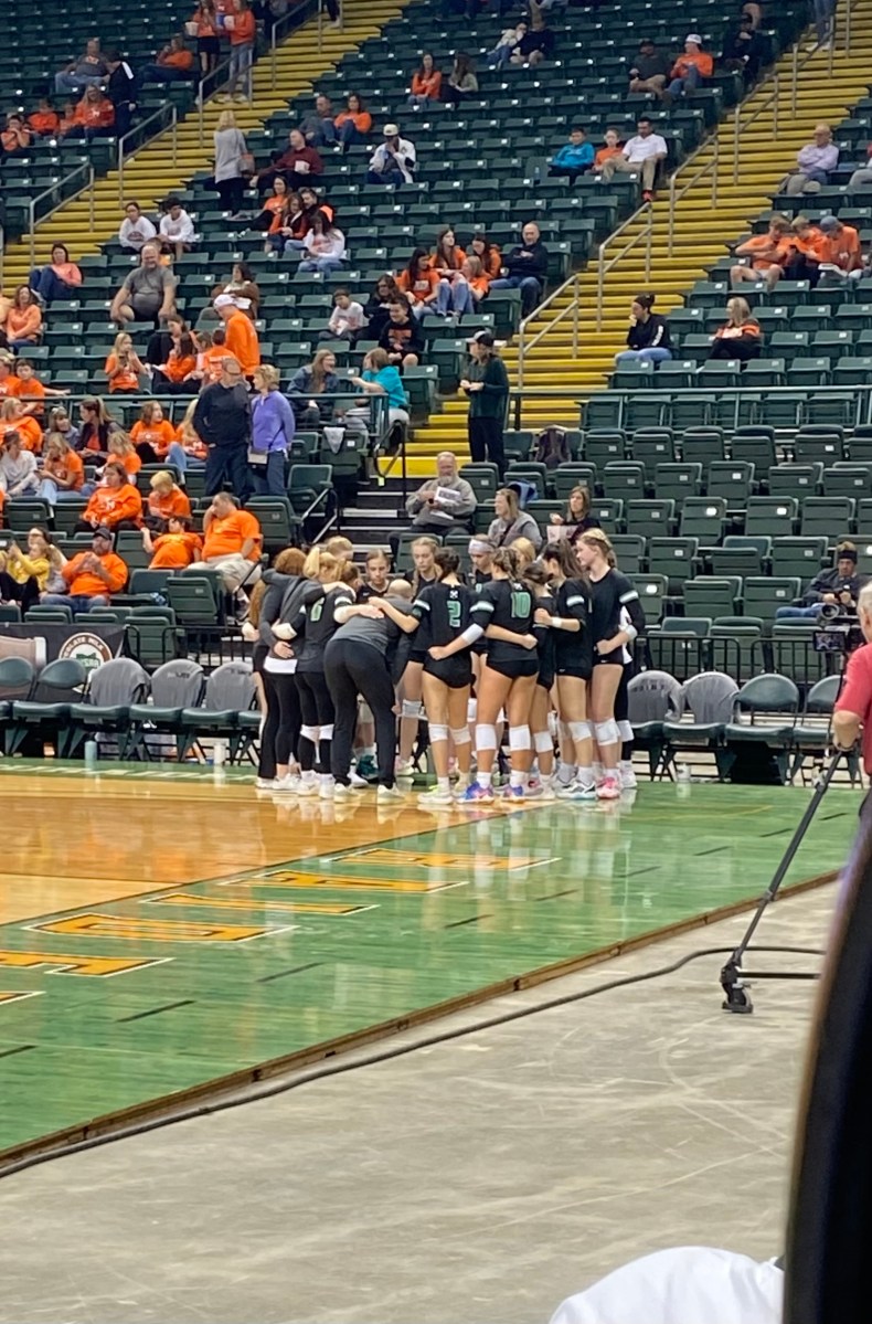 Women’s Volleyball Team first in McNick history to compete in State ...